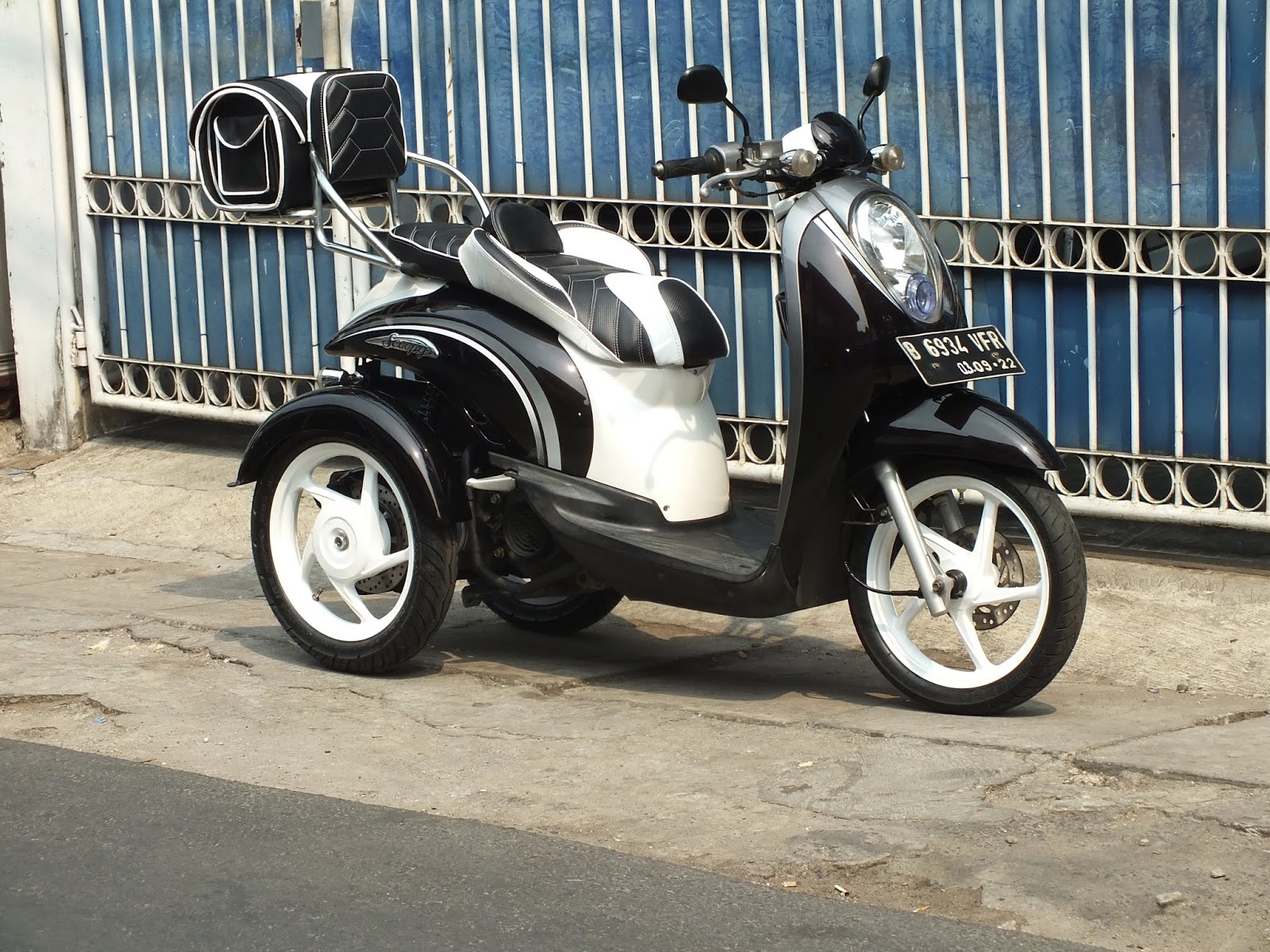 Oracle Modification Concept: HONDA SCOOPY TRIKE (Roda Tiga) Konsep ...
