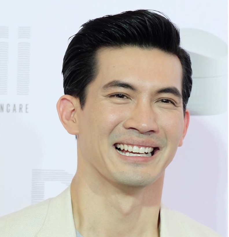 Ken Theeradeth And Wife