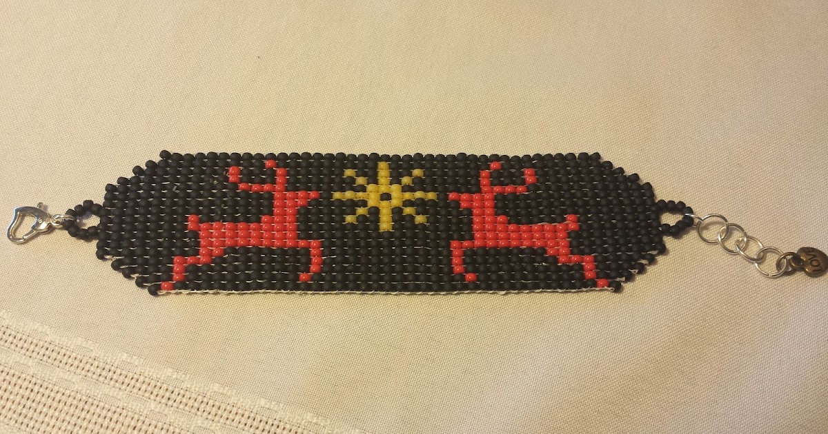 KB Knits & Crafts: Christmas Bead loom Weaving