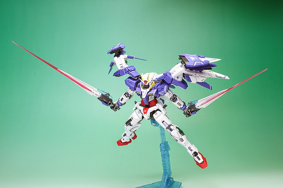 Custom Build: RG 1/144 00 Raiser "Detailed"