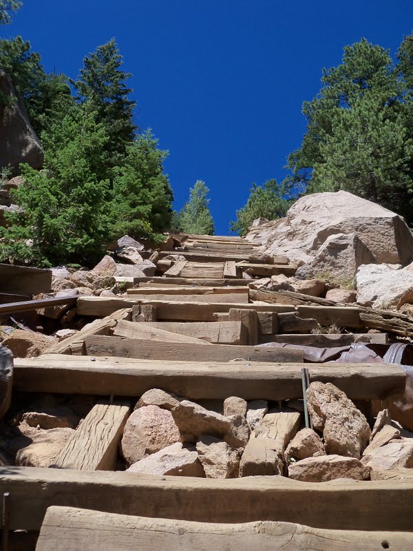 Trail and Park Reviews: The Manitou Incline; Colorado Springs - One of ...