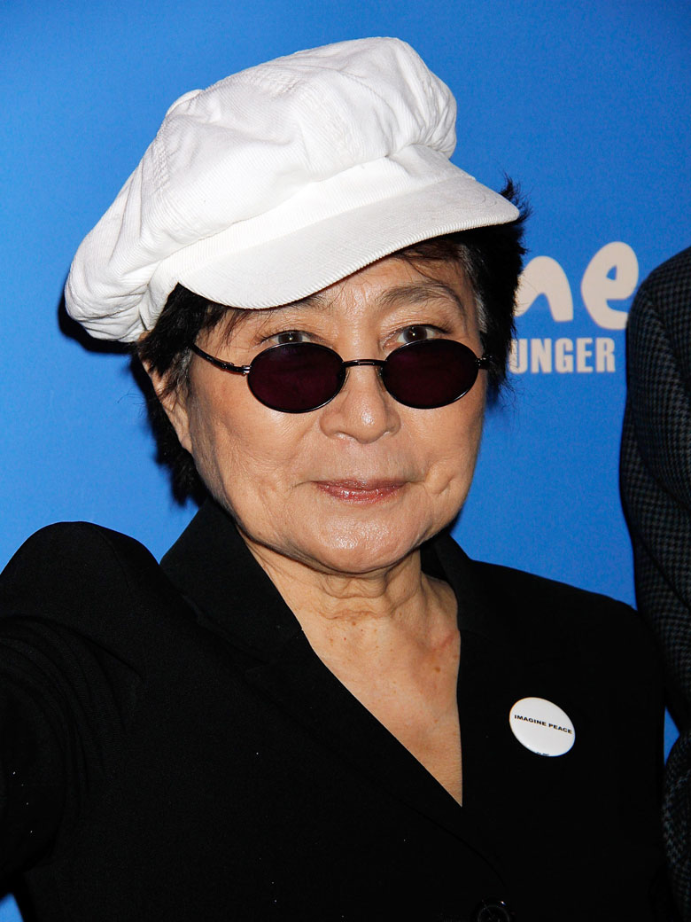 world Memory blog: 18 febbraio 1933 - Nasce l'artista Yoko Ono