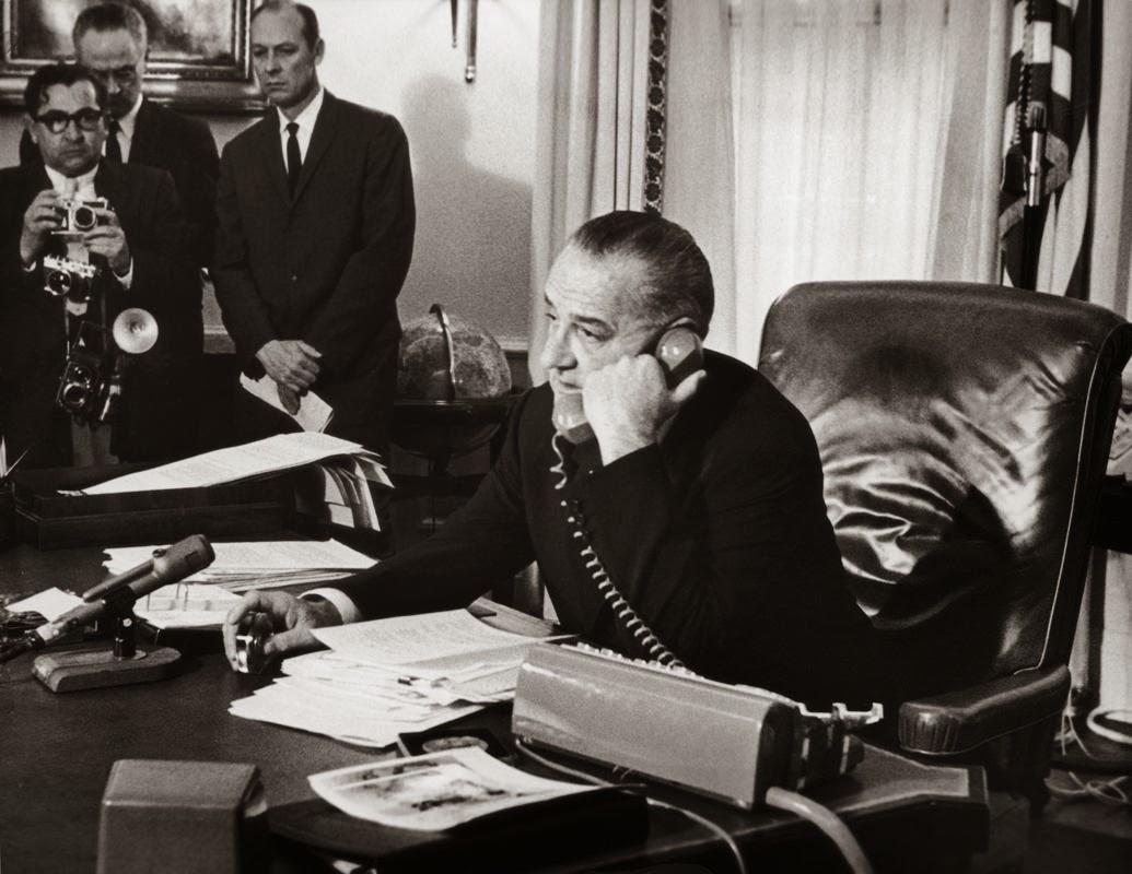 Old Photos of U.S Presidential Phone Calls ~ Vintage Everyday