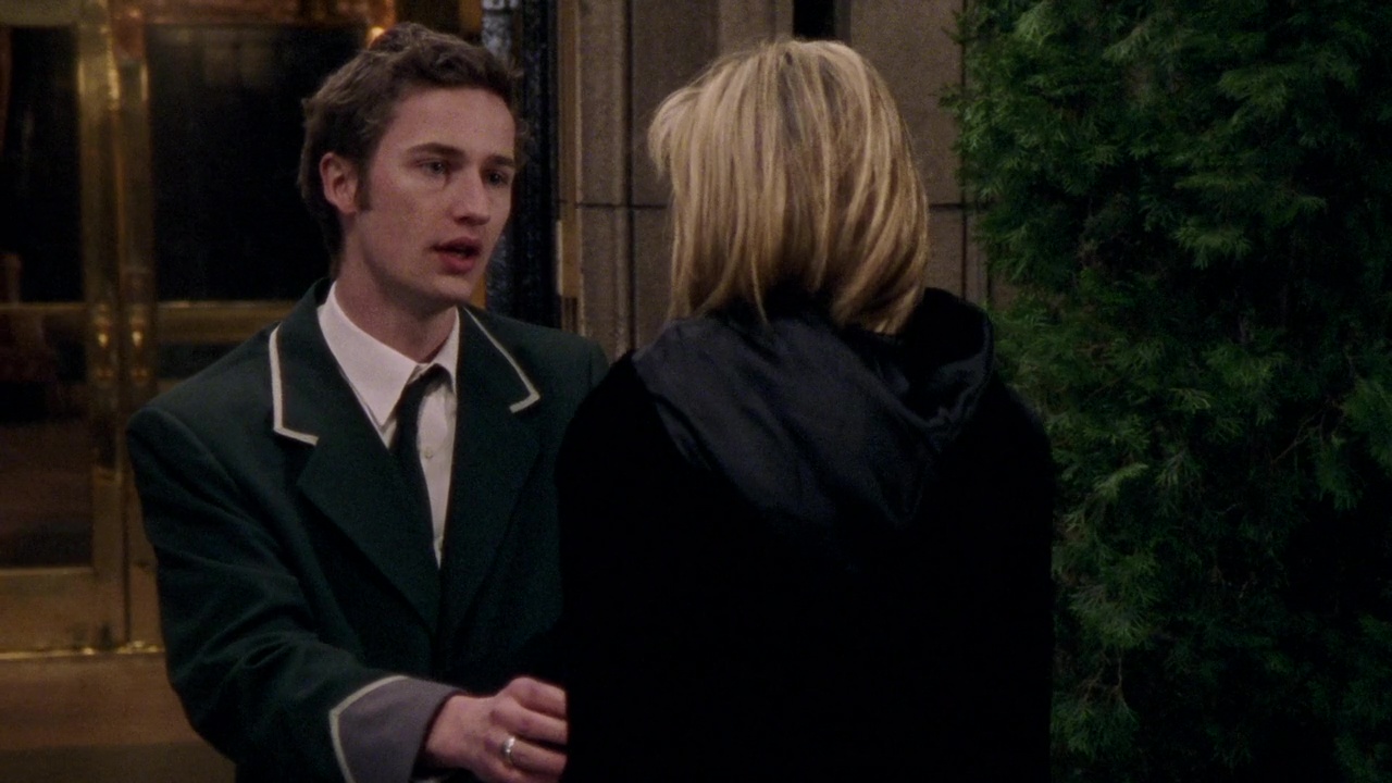 ausCAPS: Karl Geary shirtless in Sex And The City 1-03 "Bay Of Married ...