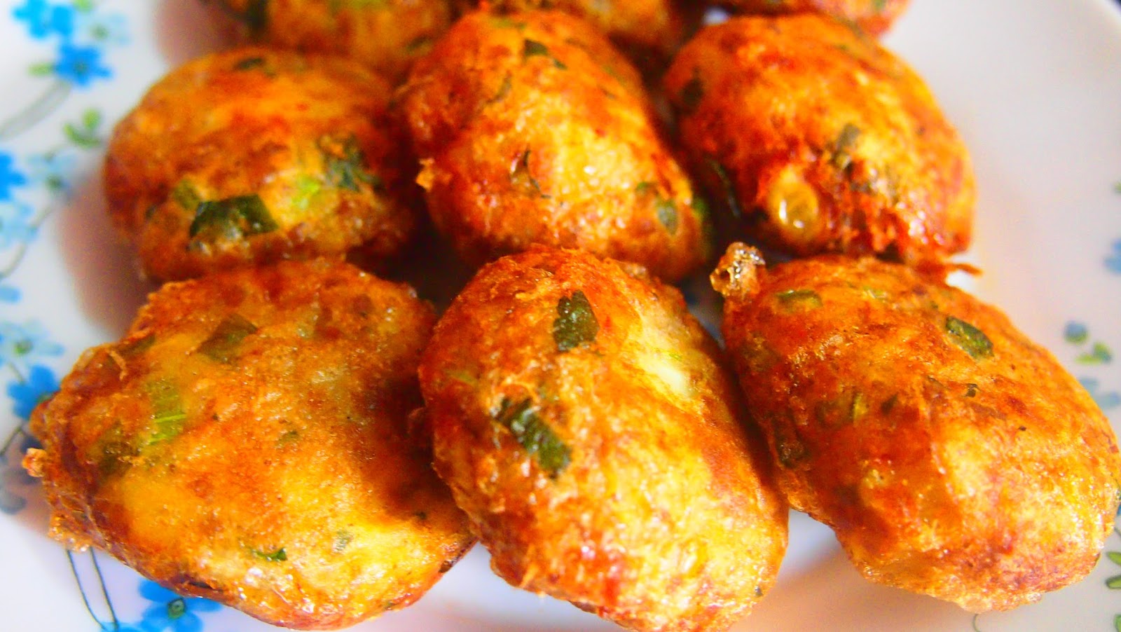 MamaMia Kitchen: BERGEDIL DAGING