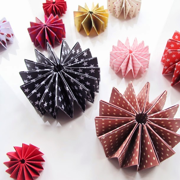 it's a heart heart season: Easy Little Paper Wheels