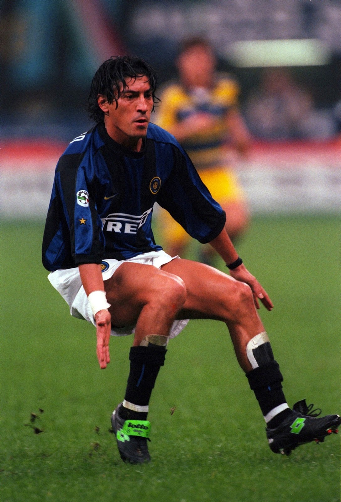 ~ La Beneamata Indonesia ~: IVAN ZAMORANO "INTER Legend dengan nomor ...