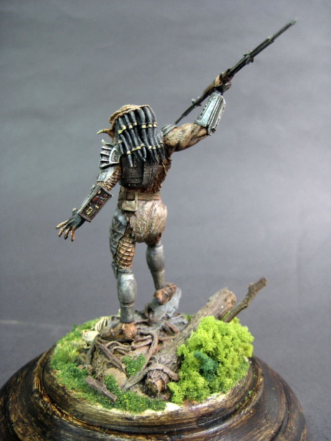 figures&armours: predator- base