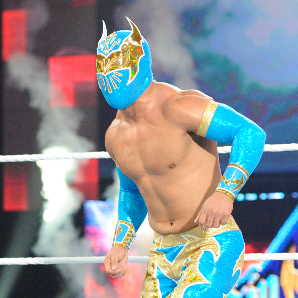 Sports Accessin: Sin Cara Photos 2012