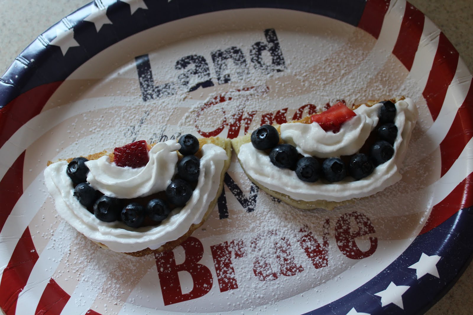 The Gregor Family: Flag Pole Pancakes