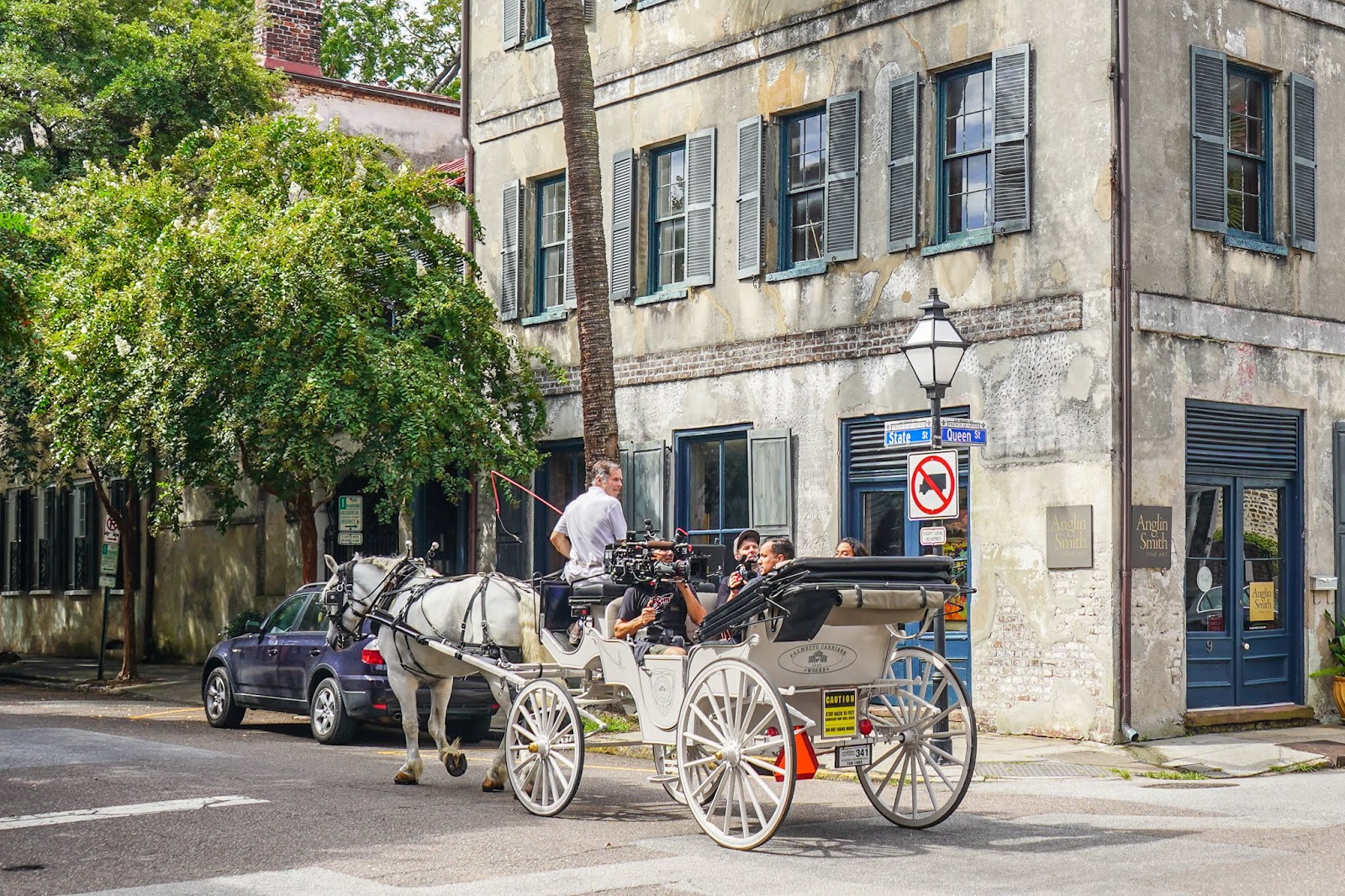 Charleston Daily Photo: Romantic Carriage Ride