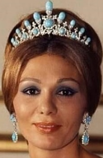 Tiara Mania: Empress Farah of Iran's Turquoise Tiara