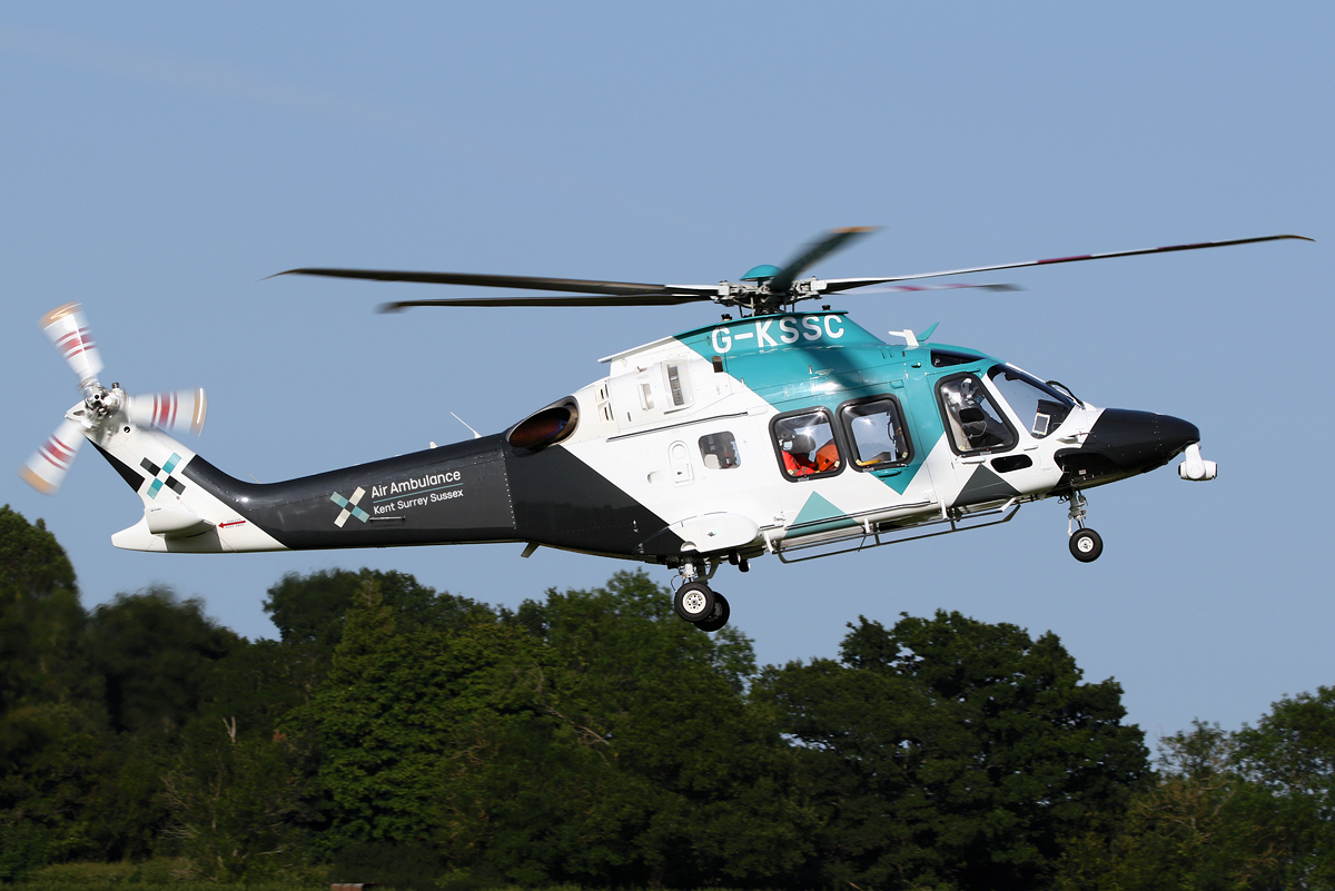 WORLD AIRCRAFT IMAGES by Terry Wade: G-KSSC A169 EGKR (Redhill) 23/06/20