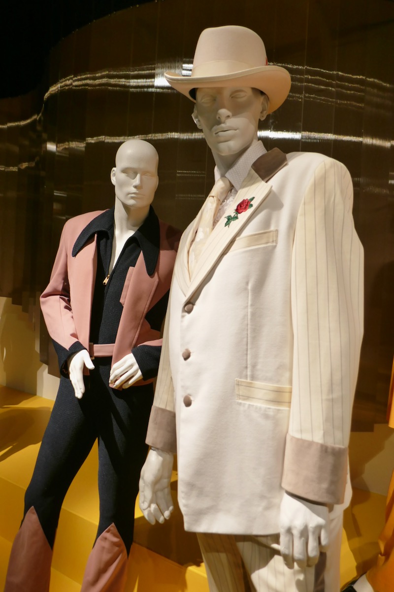 Hollywood Movie Costumes and Props: Dolemite Is My Name movie costumes ...