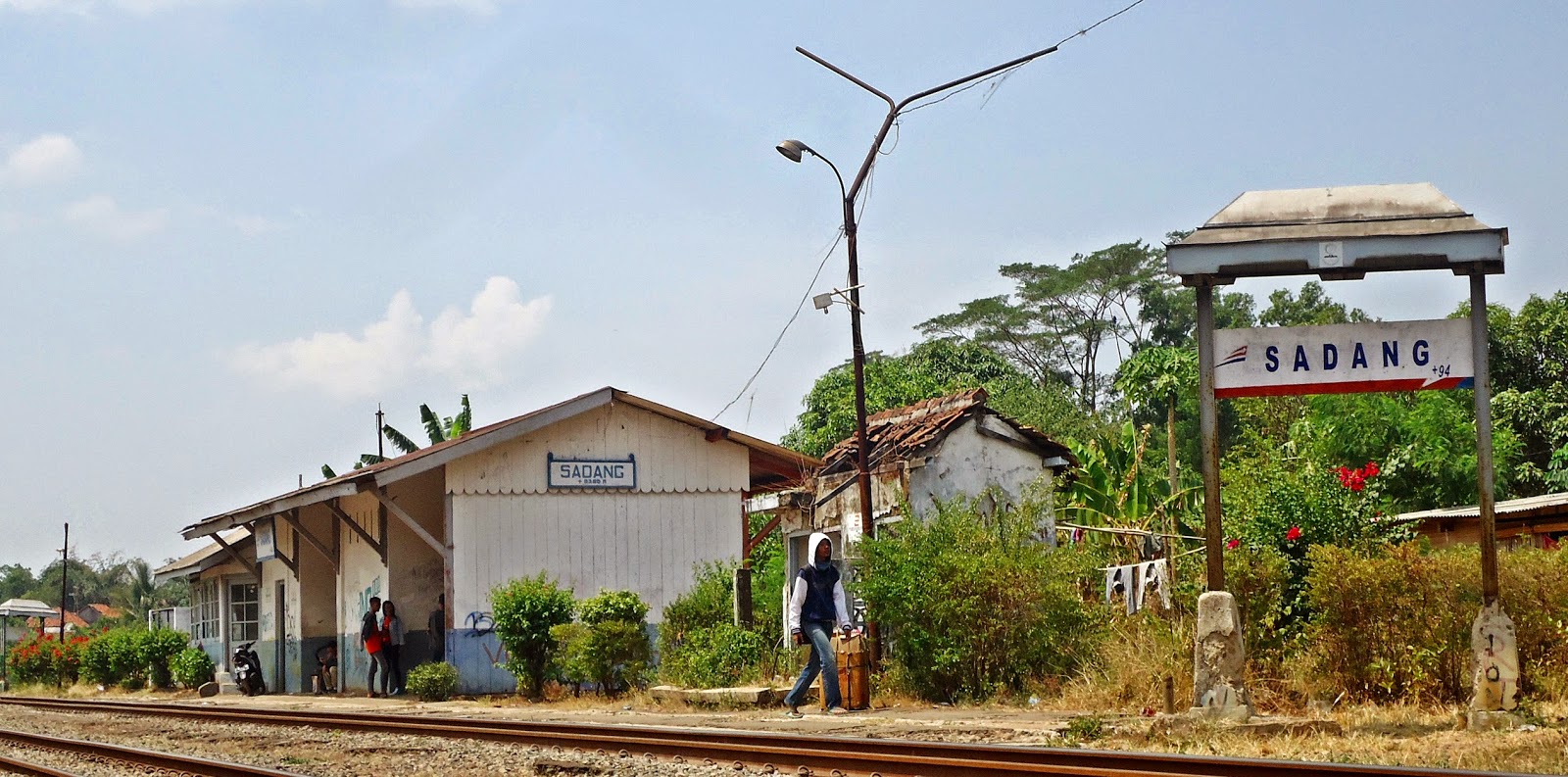 Stasiun Sadang | NYEPUR YUK