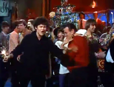 13: THE MONKEES - "The Christmas Show" (December 25, 1967)