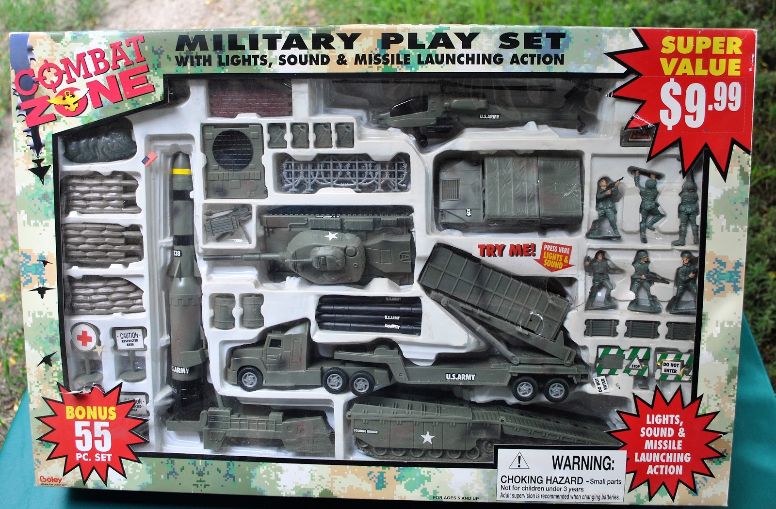 Modern Army Men: Boley's 1998 Combat Zone Military Playset.