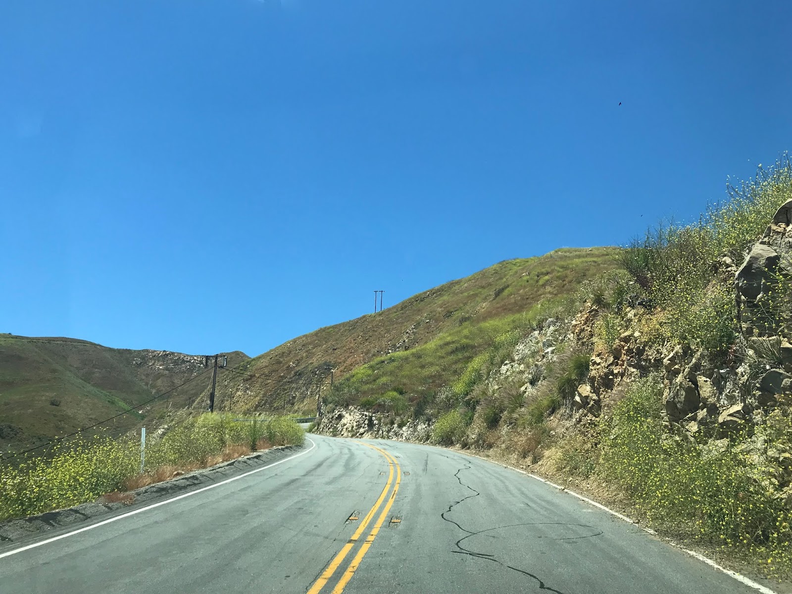 California State Route 23; Canyons, Surface Streets and Freeways