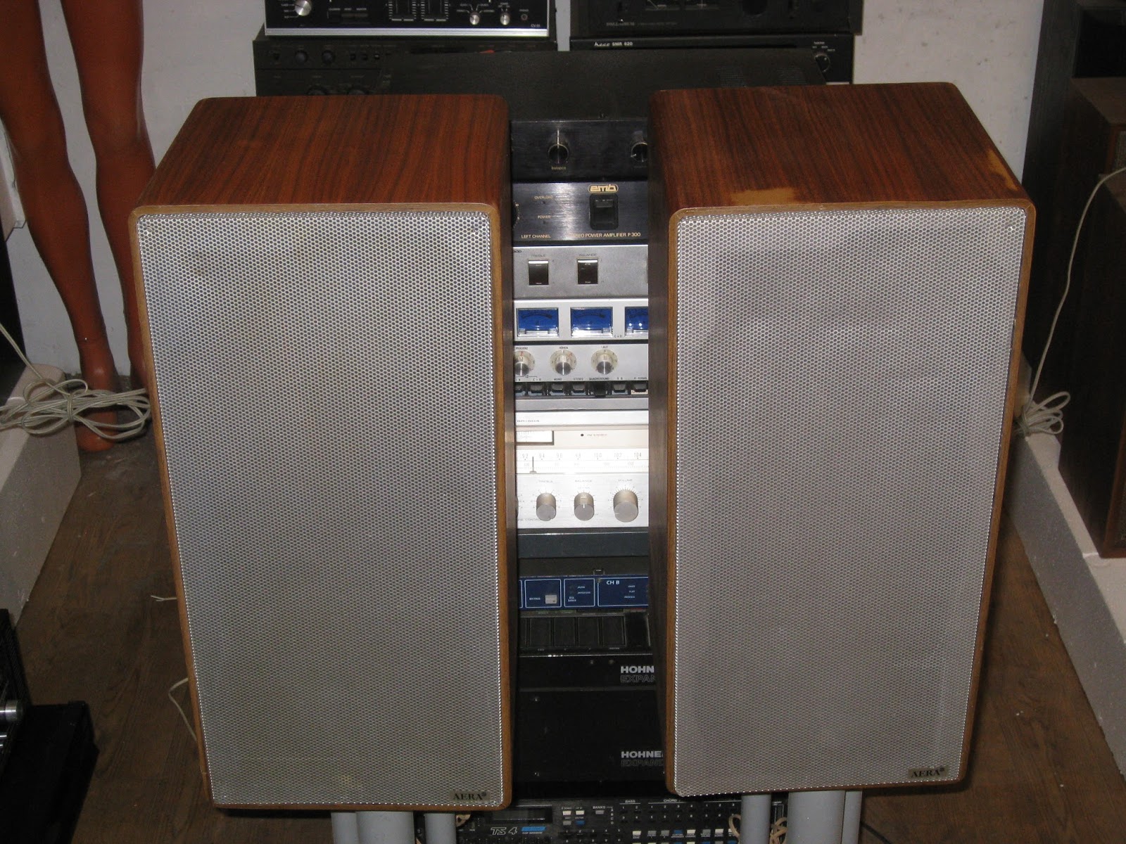 Infrequent Sound [sex.tex] technology: Aera HiFi StudioBox BA 350 MK ii ...