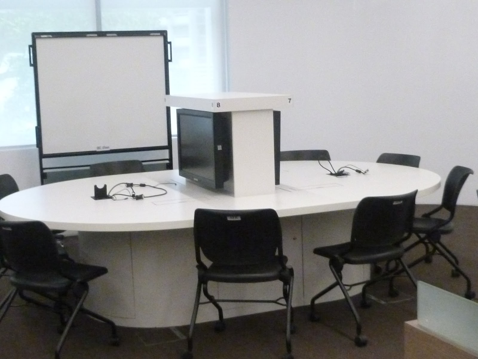 Exploring Learning Spaces and Libraries in Asia