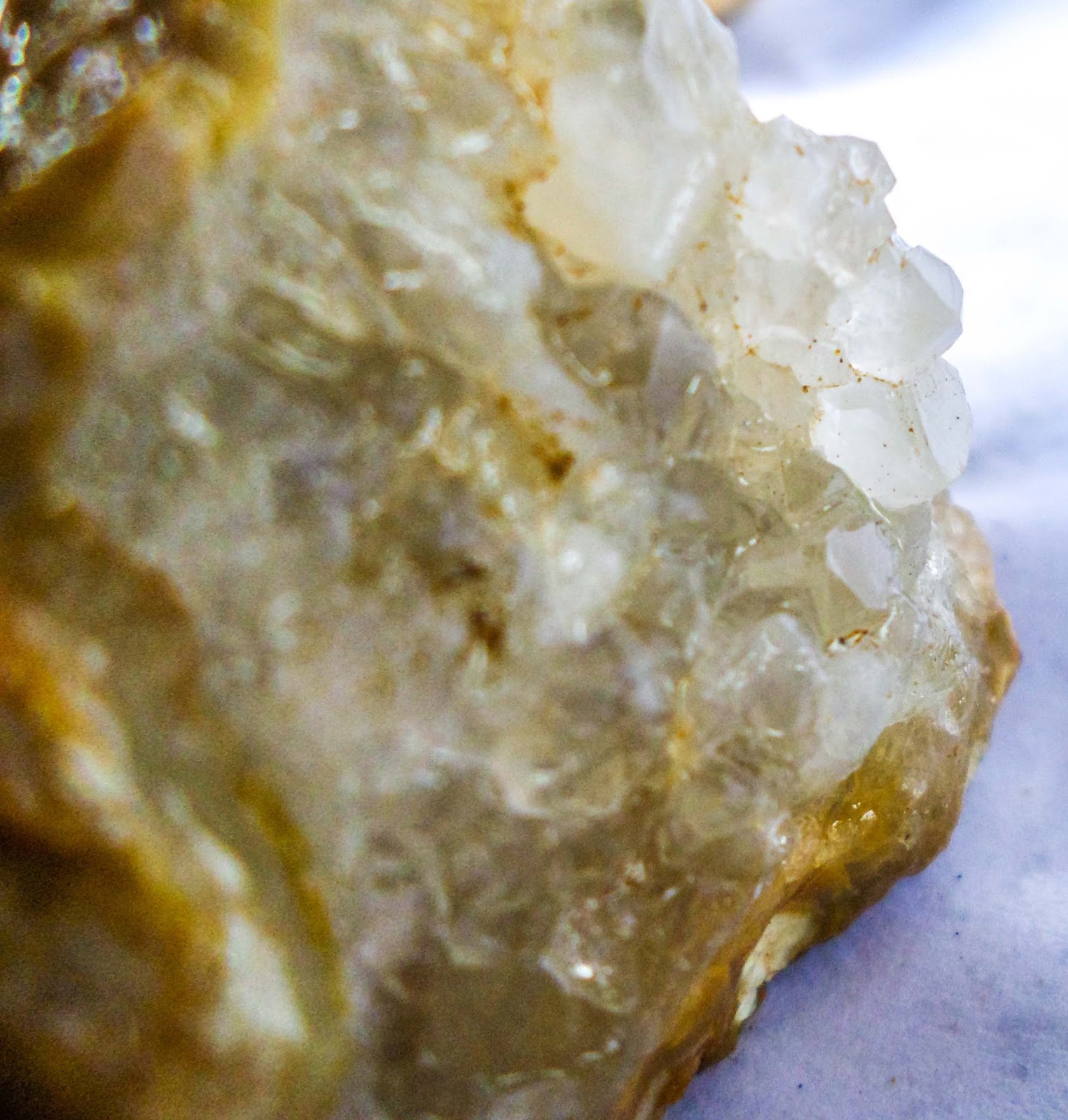 ROUGH KRISTAL KUARSA