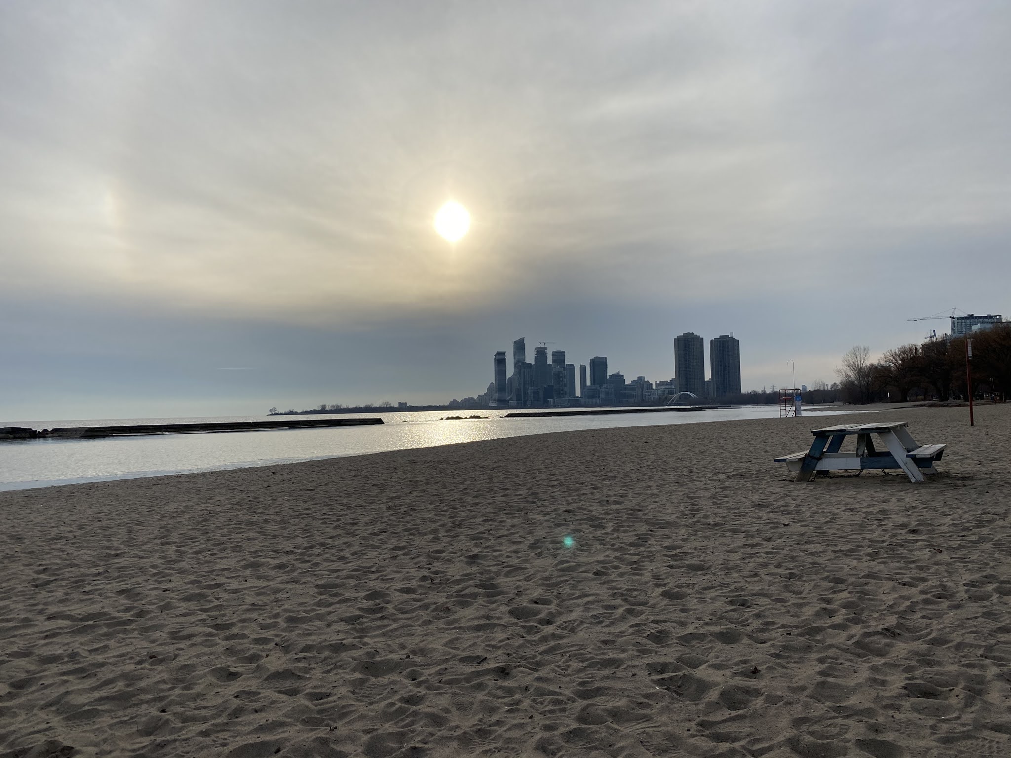 Teena in Toronto: Sunnyside Boardwalk and Sheldon Lookout, Toronto, ON
