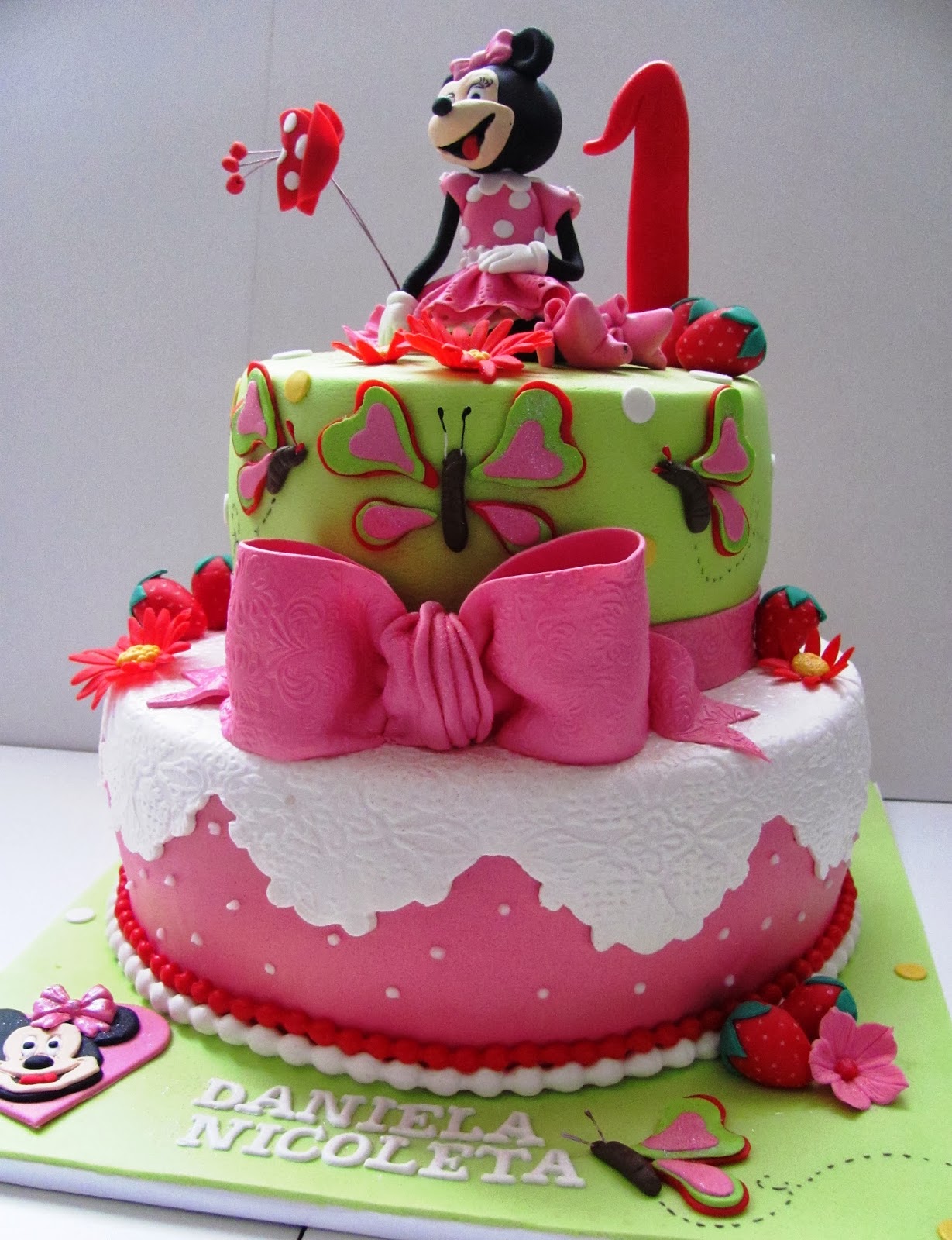 COMANDA TORT BUCURESTI: TORT DE MOT DISNEY...