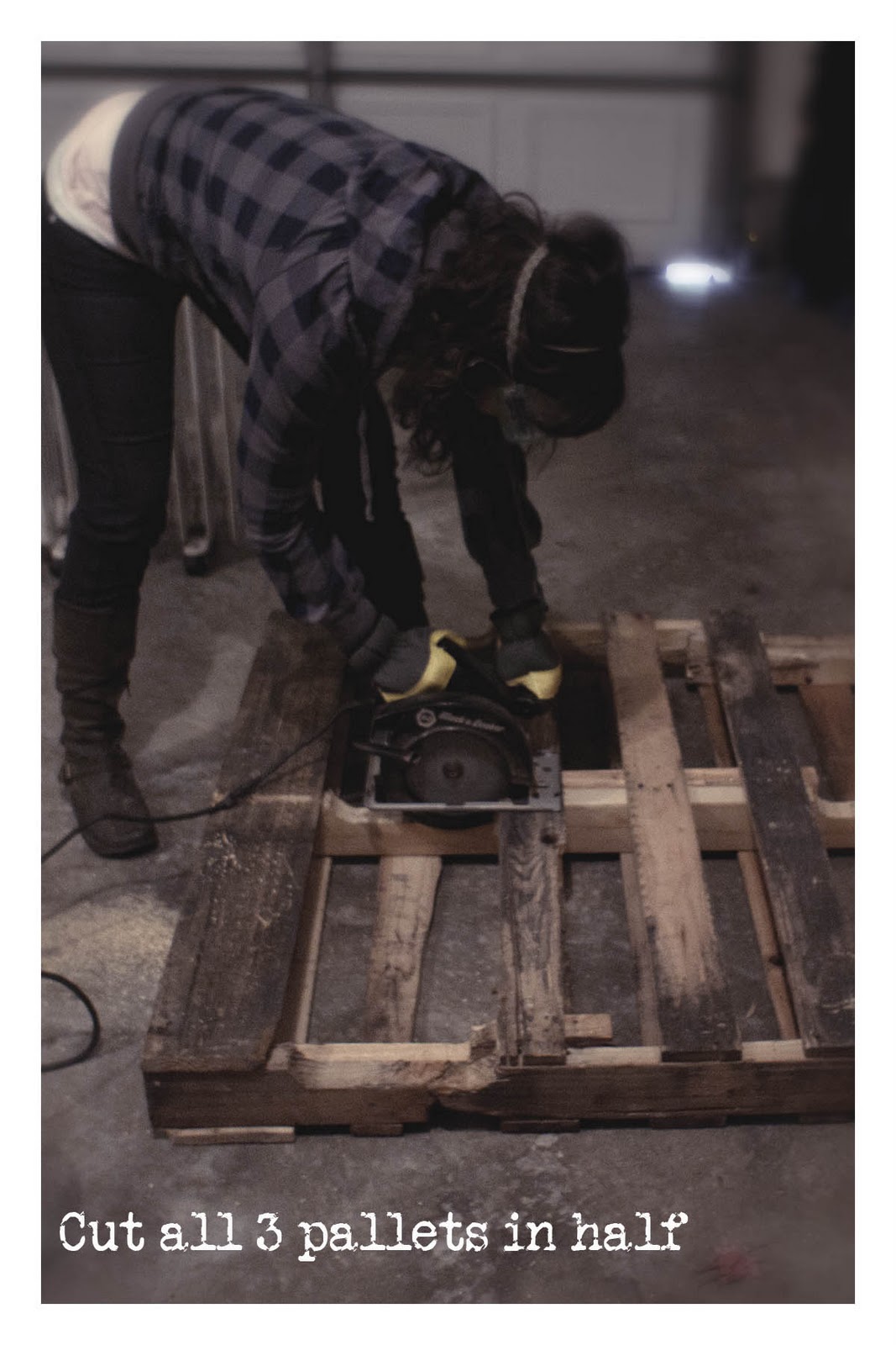 A Fraying Memoir: Pallet Entertainment Center Tutorial