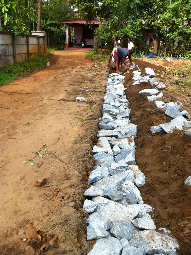 PRADEEP VILLA @ THALIKULAM: Compound Wall Foundation work