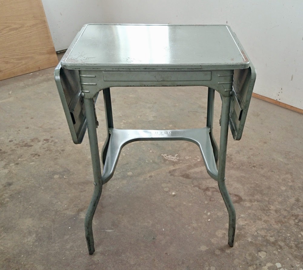 Vintage Typewriter Table Makeover | Rust-Oleum Universal Metallic in ...