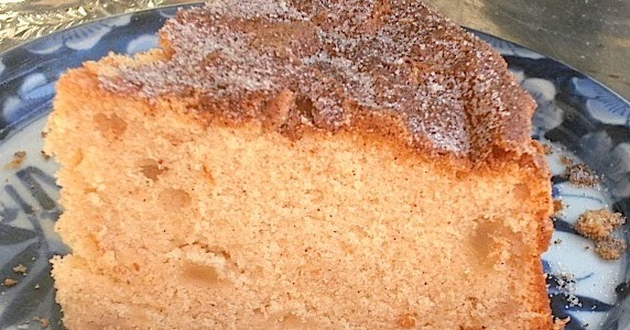 Kitchen Bounty: Apple Rum Cake