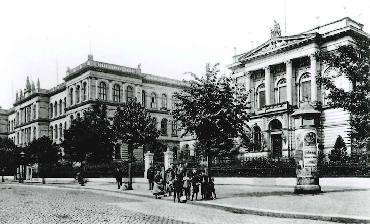 ΑΓΓΙΓΜΑ ΦΥΣΙΚΗΣ...: Σαν σήμερα... 1864, γεννήθηκε ο Wilhelm Wien που ...
