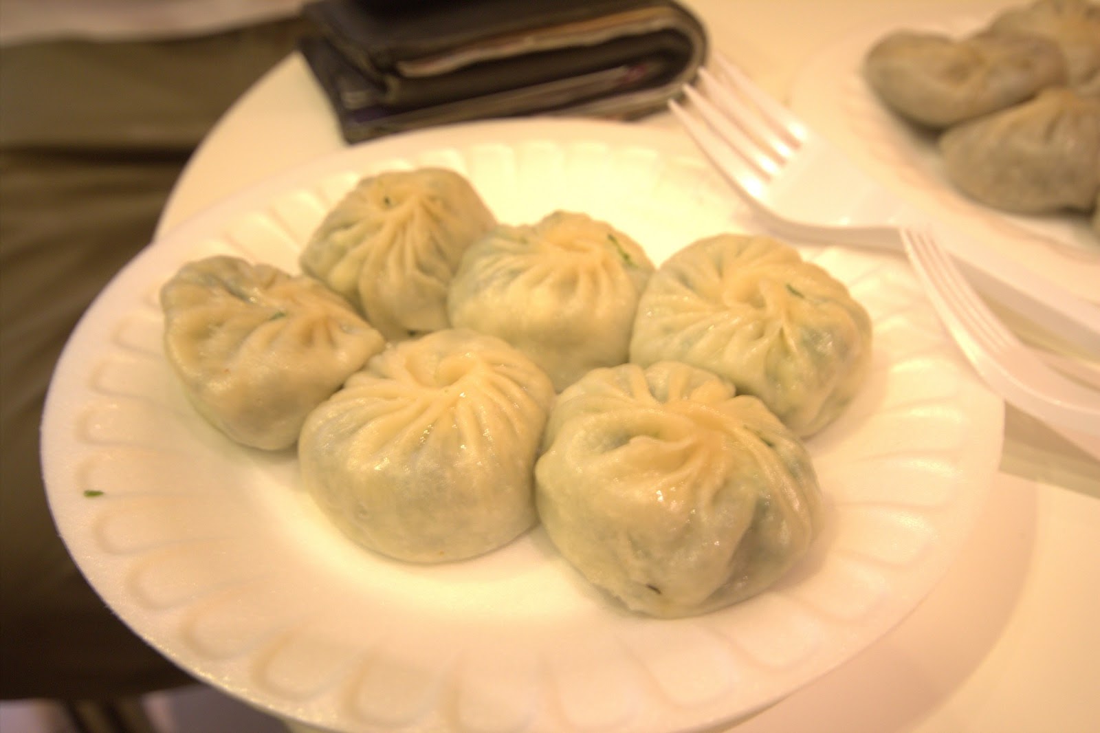 iThink: Food Review: Yalla Momos