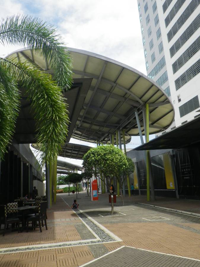 Philippines: 21st Century Parks: Centris Walk