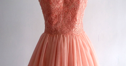 082 321 488 686 | sewa gaun prom night di bandung