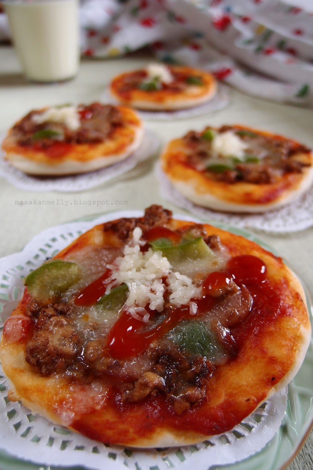 CARA MEMBUAT RESEP PIZZA MINI SEDERHANA TANPA OVEN (Happy Call) | Resep ...