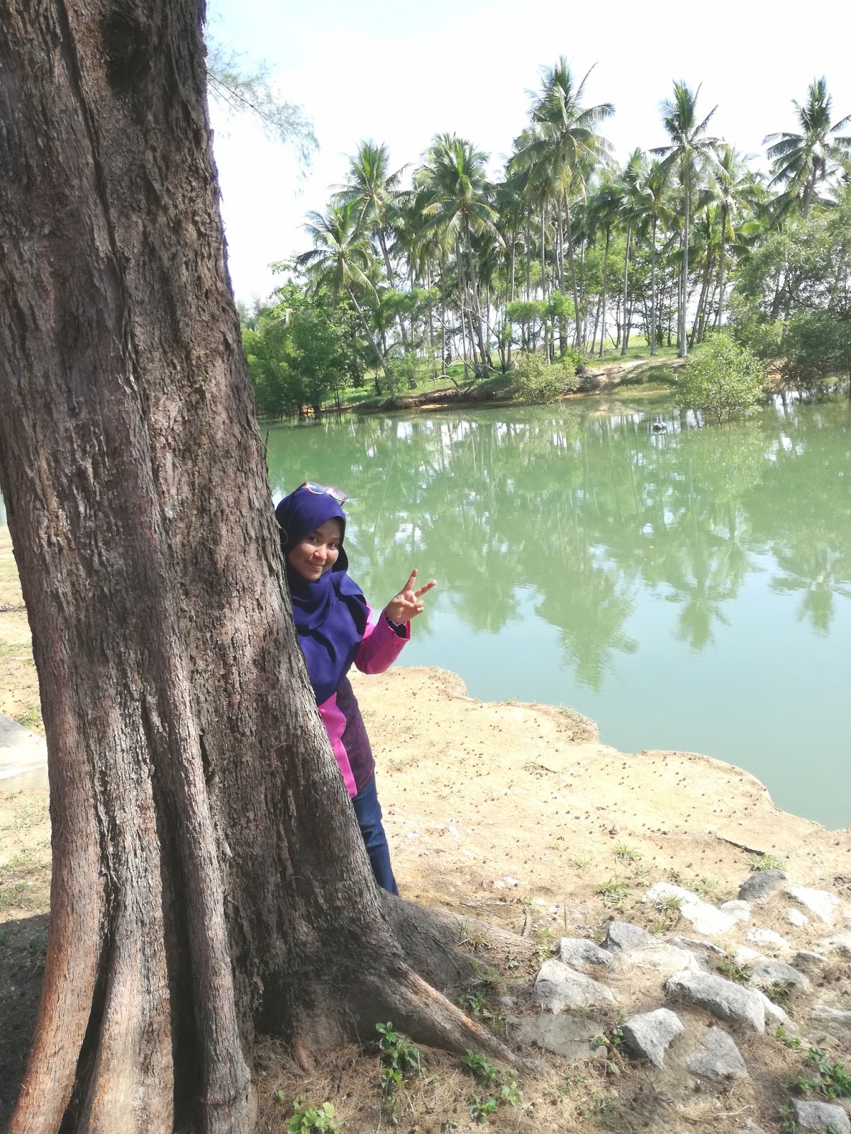 Jalan jalan di Taman Bandar, Marang - Husniey Husain