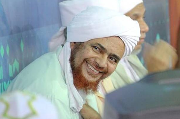 Kisah-Kisah Karomah Habib Umar bin Hafidz | Galeri Kitab Kuning Kisah-Kisah Karomah Habib Umar bin Hafidz | Galeri Kitab Kuning