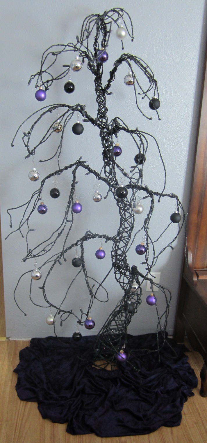 GIY: Goth It Yourself: Gothidays 2012: Black Tree Phase One