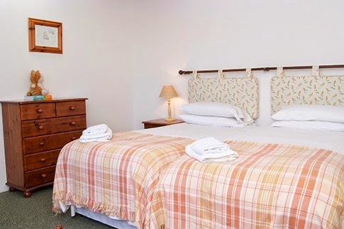 Dutch Decorations: Featured By Simplicity And Elegance - Interior4desigN