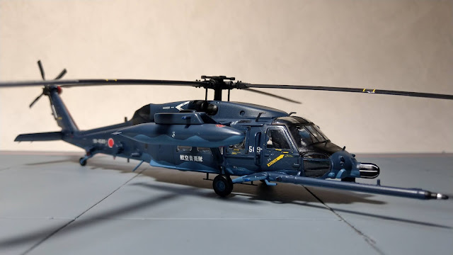 白貓模型格納庫: 日本航空自衛隊 UH-60J (SP) JASDF UH-60J (SP)