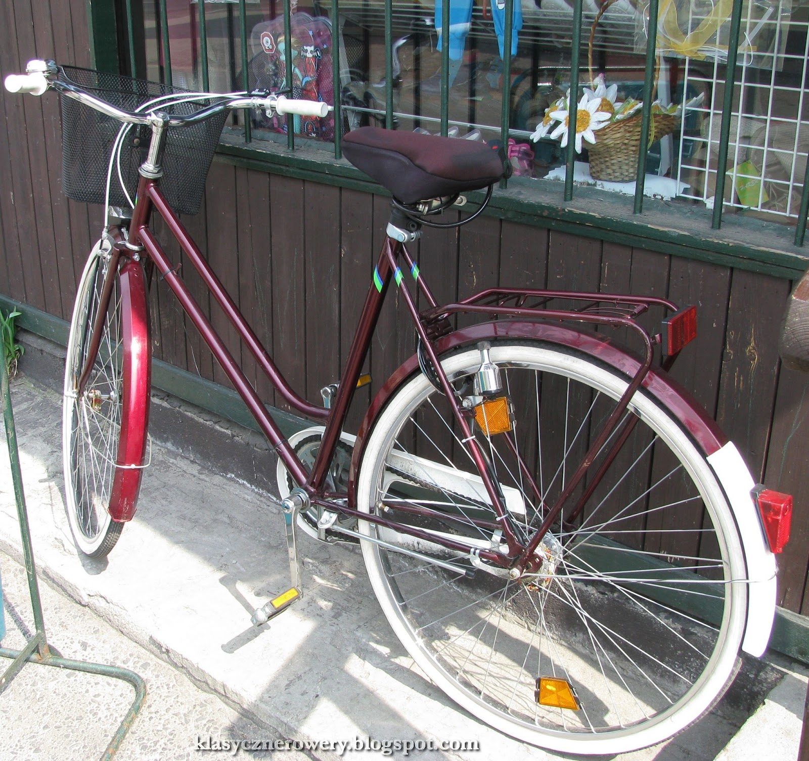 Klasycze rowery na Śląsku.: Bordowy Sprick Pani Barbary