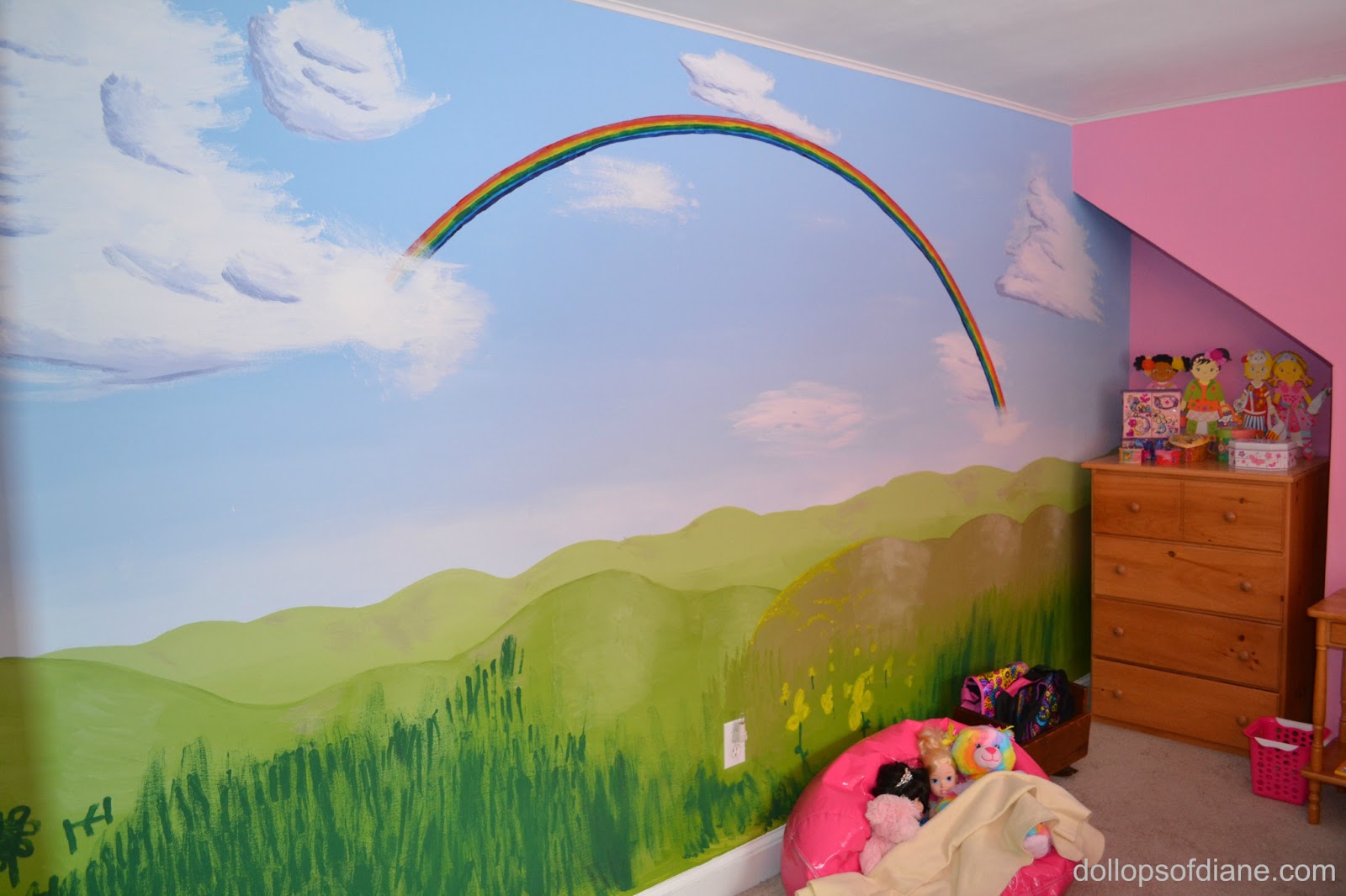 Dollops of Diane: The Perfect Room for a Five Year Old Girl!