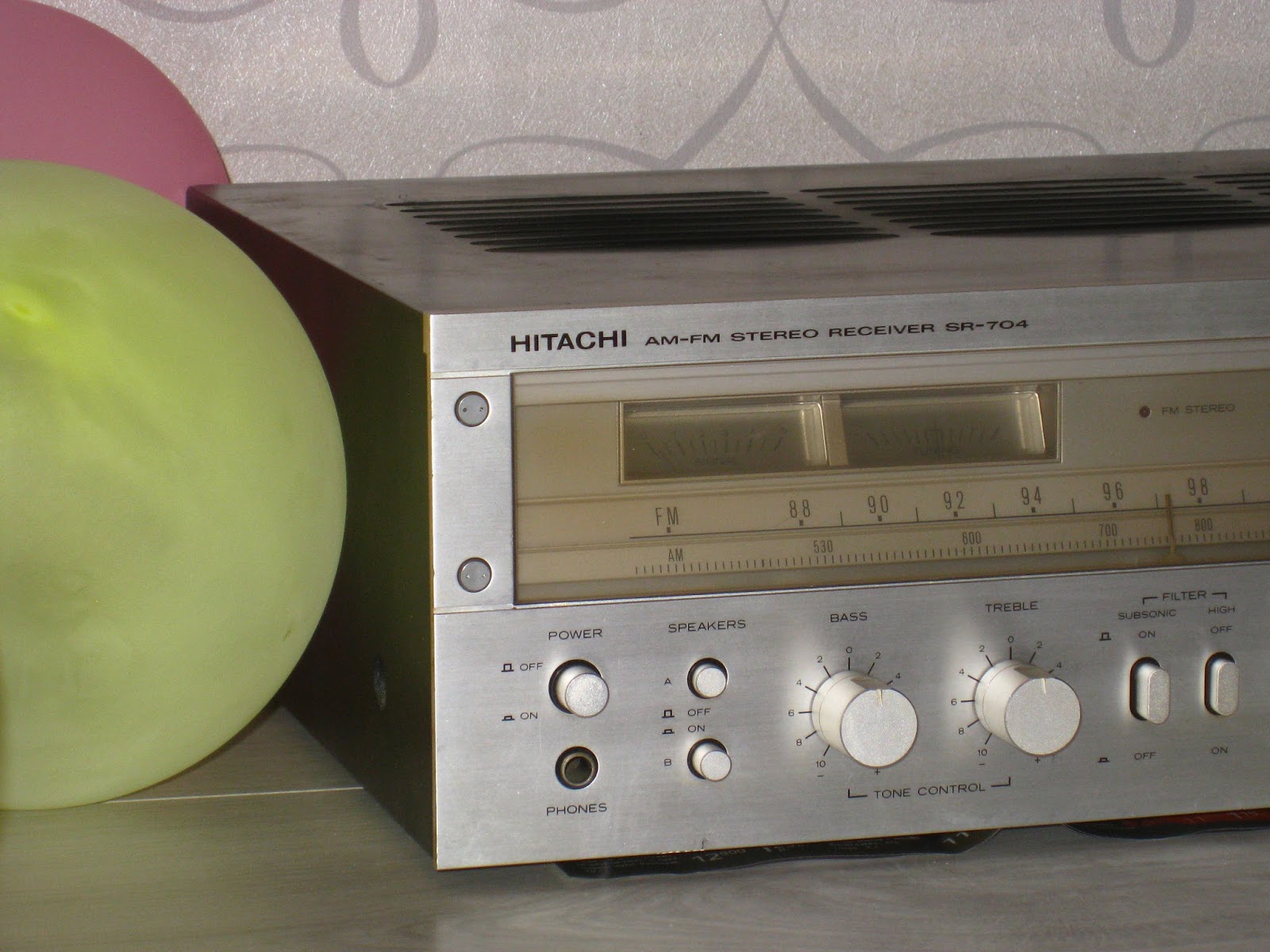 Infrequent Sound [sex.tex] technology: Hitachi AM-FM Stereo Receiver SR ...