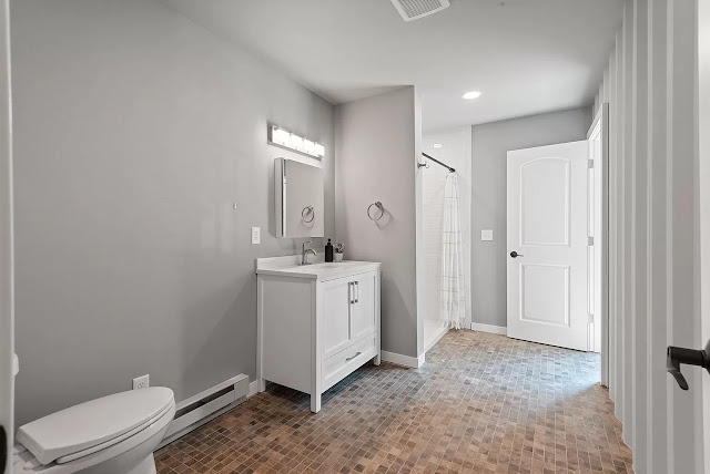 Shipping Container Homes & Buildings: 1300 sqft 3 Bedroom Shipping ...