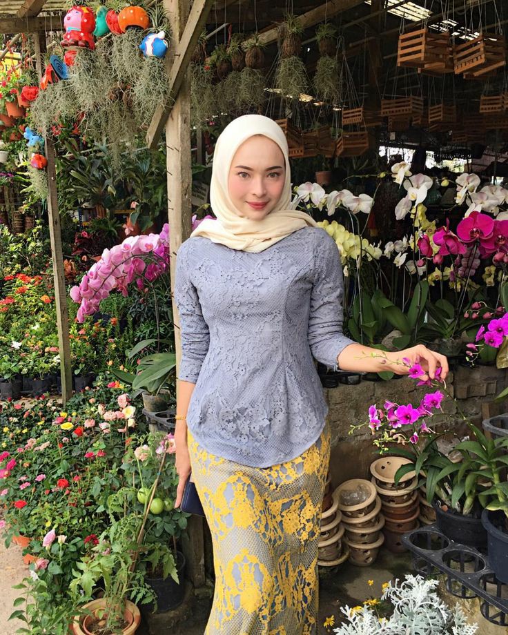 Gaya OOTD Hijaber Kekinian, Cantik Trend 2021