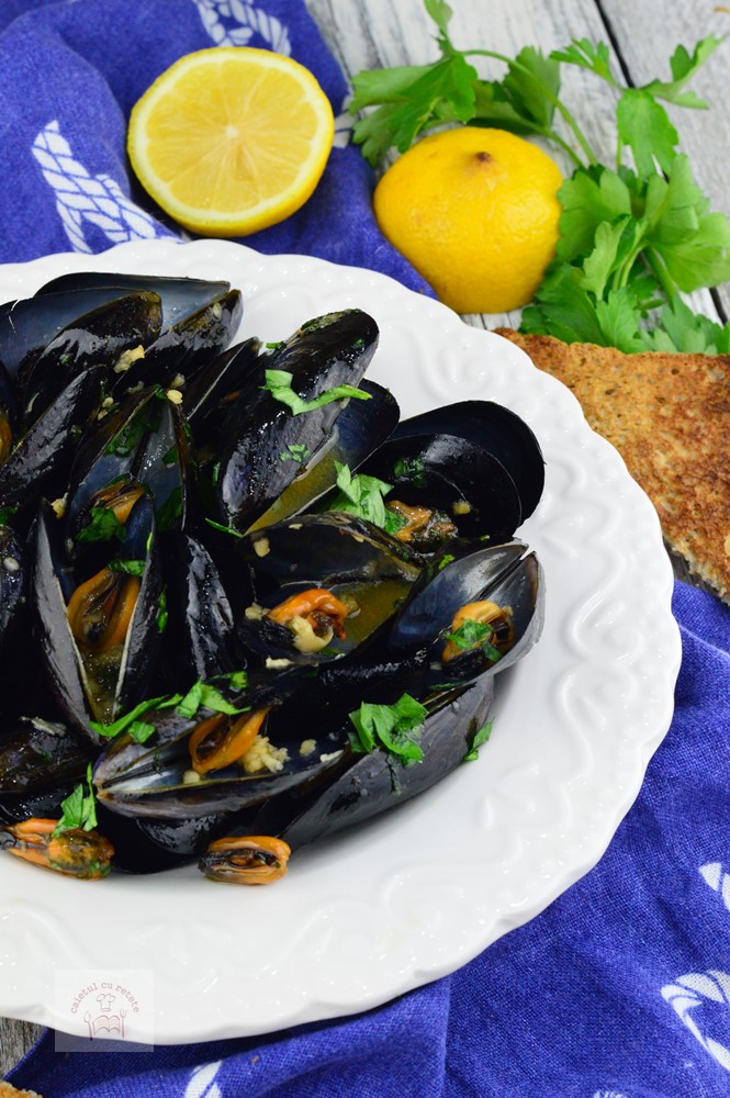 Midii in sos de vin - CAIETUL CU RETETE