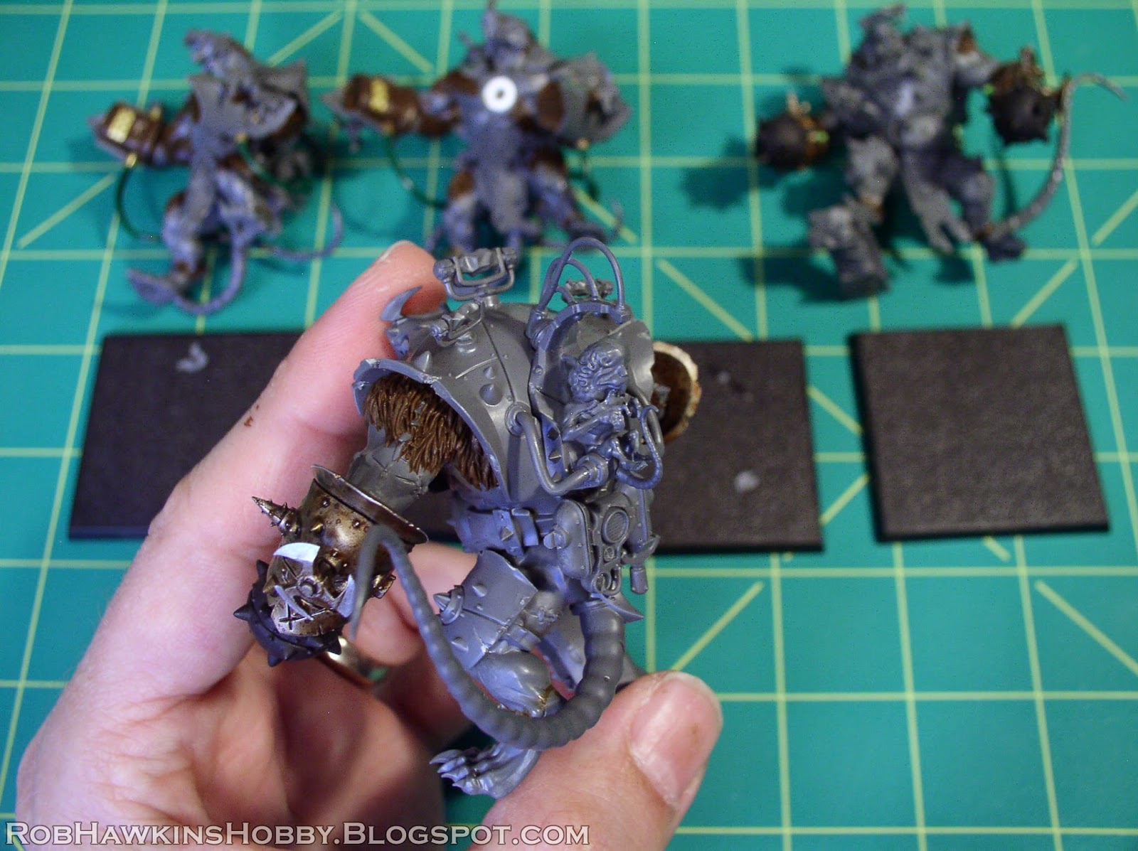 Rob Hawkins Hobby: Skaven Stormfiends: Making More Gauntlets