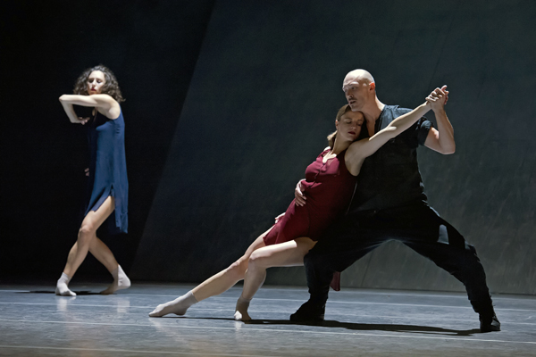 Dolydanza: Romeo y Julieta. Coreografía: Ed Wubbe. Scapino Ballet ...