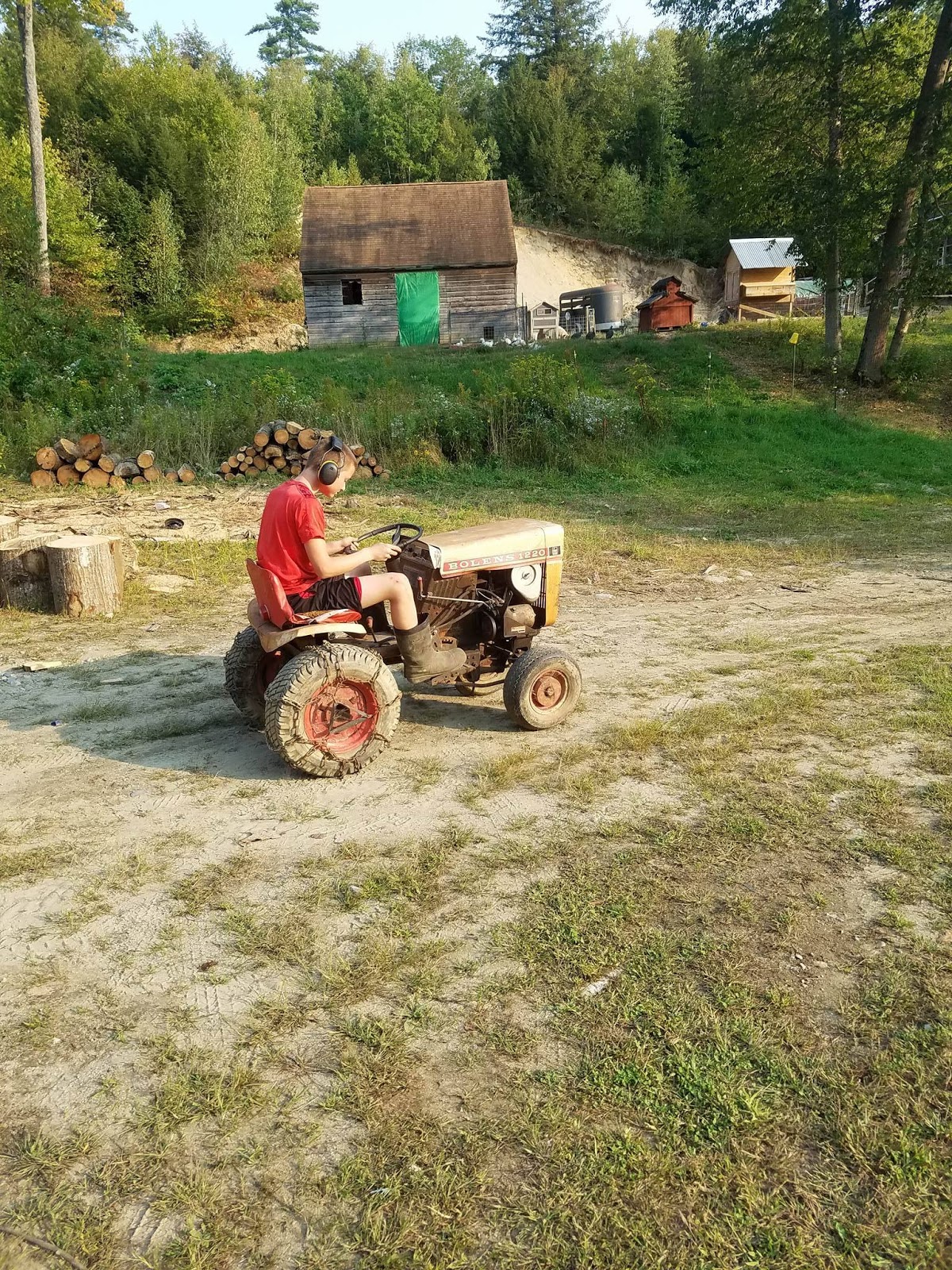 Rusty Gold and other Farm stories: Starting Jacob's tractor addiction